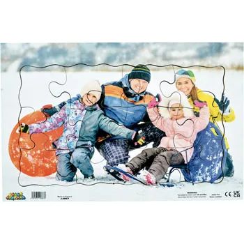 Family at the Snow Puzzle 12pc