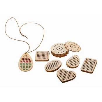 Wooden Threading Shapes - Pack of 30