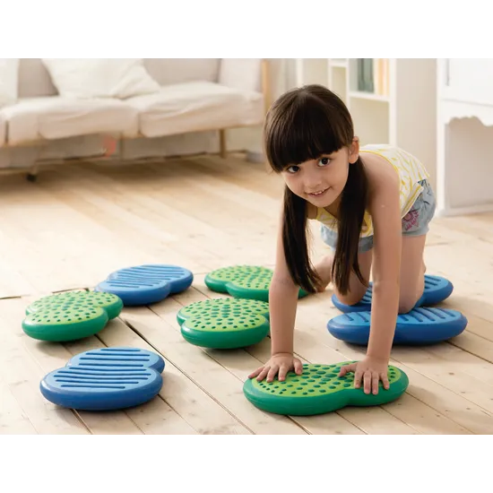 Balance Stepping Clouds 4 Pieces